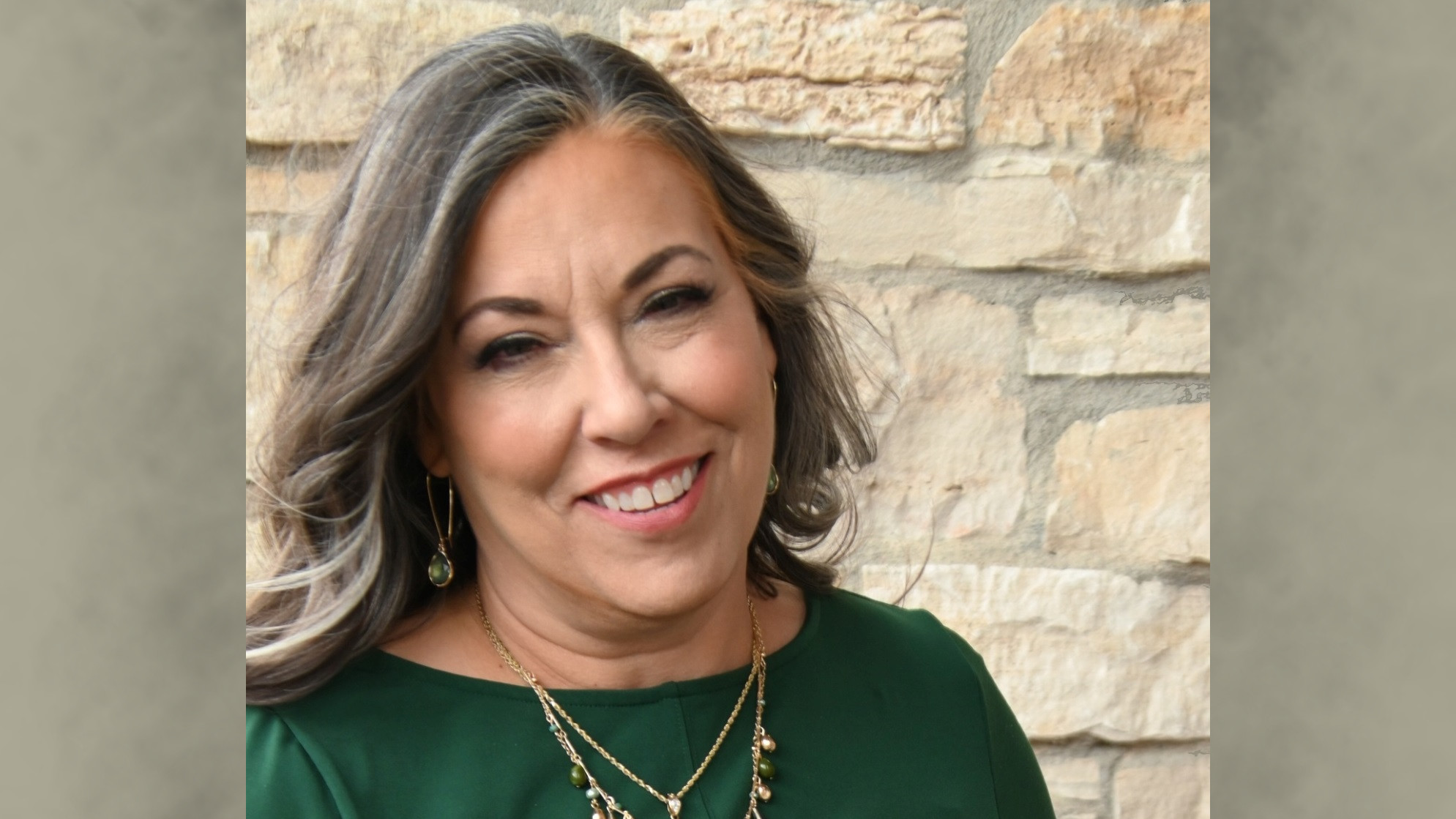 Vocal Point-Anne Edward – Jerry Newcombe